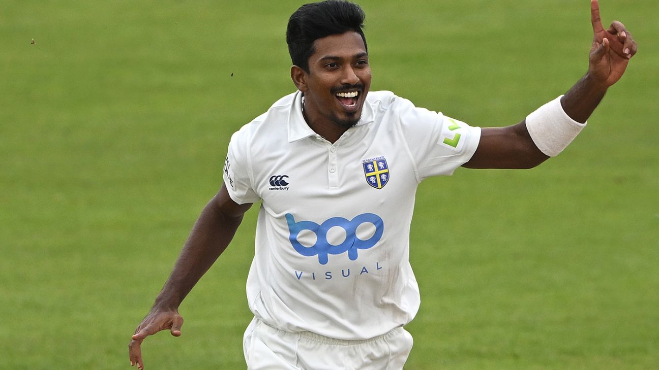 Vishwa Fernando signs for Warwickshire on short-term Championship deal | CVHD - Citizens'