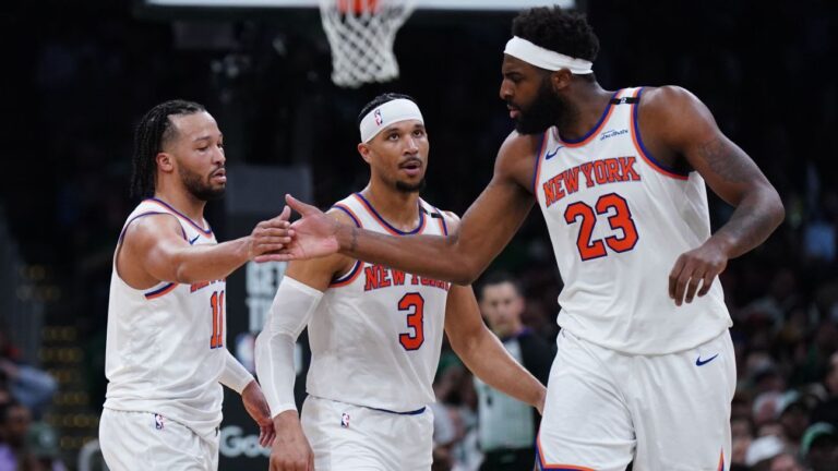 Sources: Knicks mull benching Hart for Robinson | CVHD - Citizens'