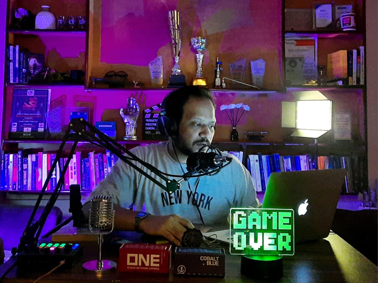 A Karachi Podcaster Finds His Voice at Home with Temu | CVHD - Citizens'