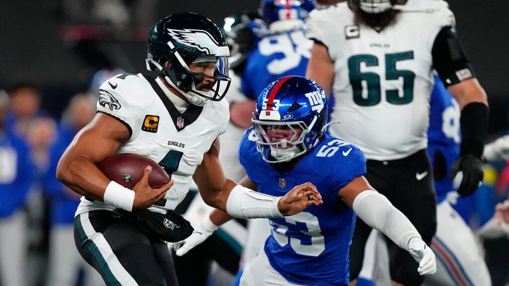 Eagles get blown out by Giants after running tush push play 4 straight ...