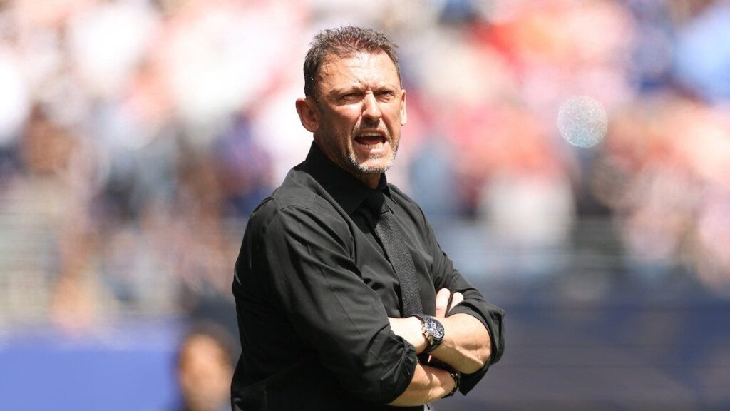 Australia World Cup manager Tony Popovic calls out referee after big ...
